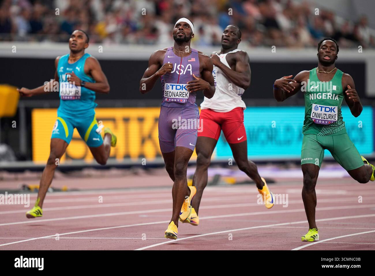 United States' Kenneth Bednarek, center, and Nigeria's Udodi Chudi ...