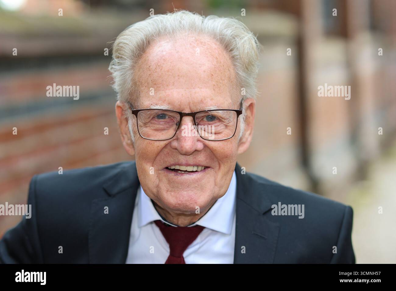 17 September 2025, Saxony-Anhalt, Magdeburg: Former cyclist Gustav ...
