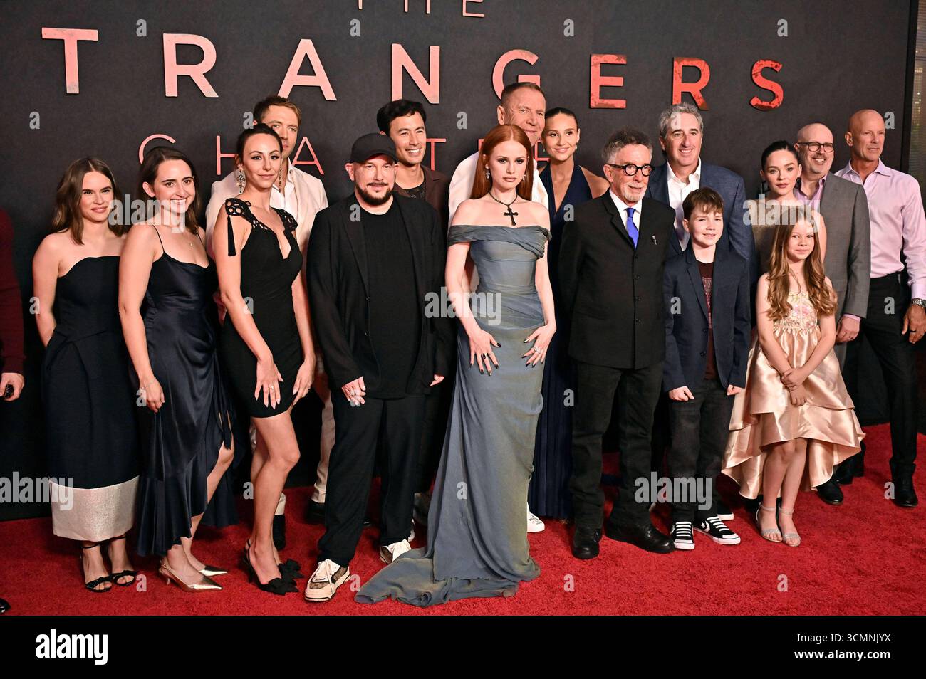 Ema Horvath, Sara Freedland, Rafaella Biscayn, Pablo Sandstrom ...