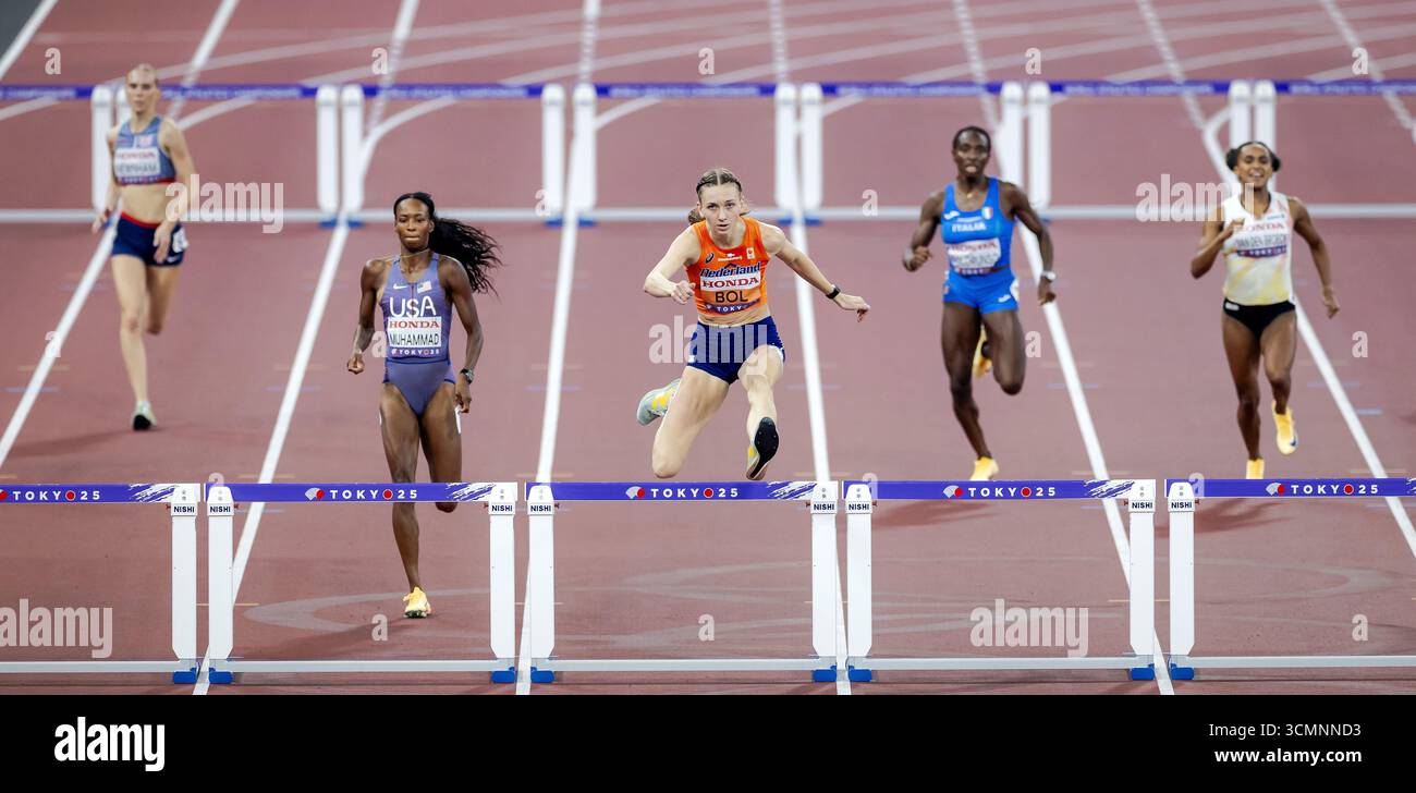 TOKYO - Femke Bol in the 400-meter hurdles at the World Athletics ...