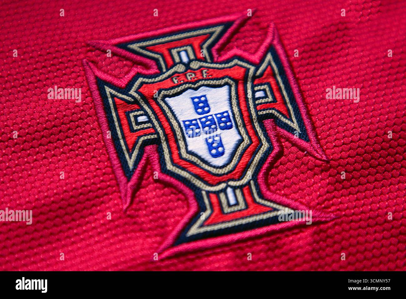 Portugal's National Football Team Logo/Emblem/Crest - Seleção ...