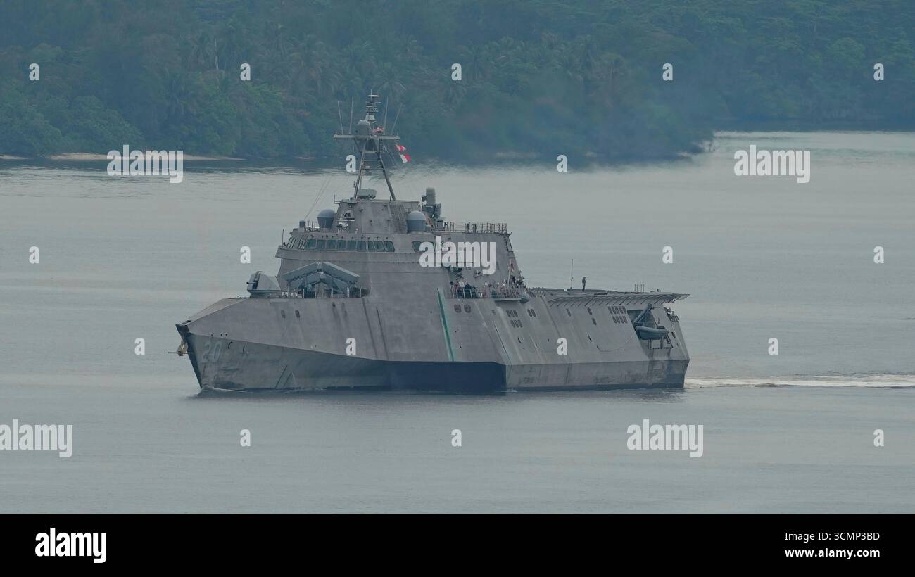 SINGAPORE - SEPTEMBER 17, 2025: USS Cincinnati (LCS-20) is an ...
