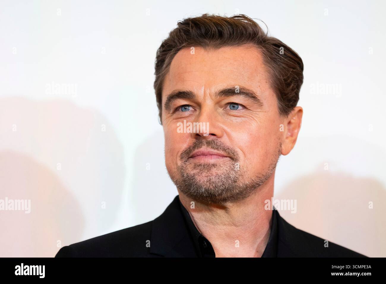 Leonardo DiCaprio poses for photographers upon arrival at the premiere ...