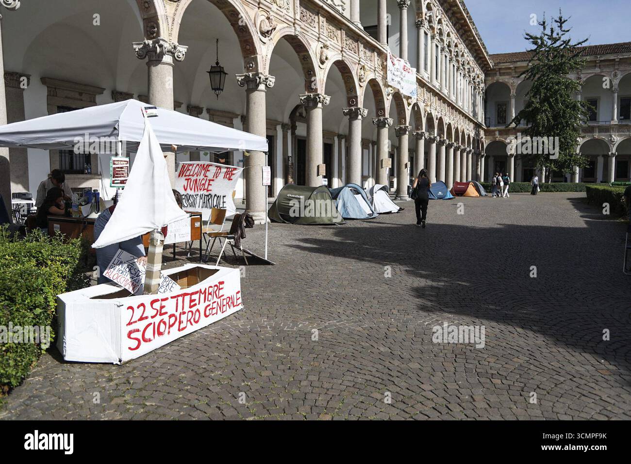 Milan State University protests and demonstrations with tents and ...