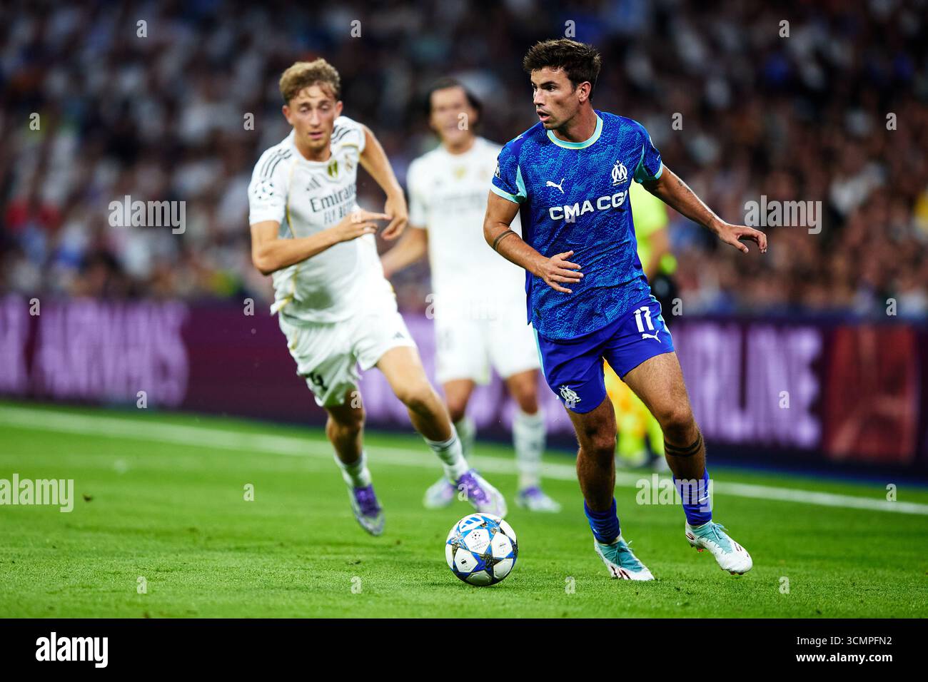 MADRID, SPAIN - SEPTEMBER 16: Matthew O'Riley of Olympique de Marseille ...