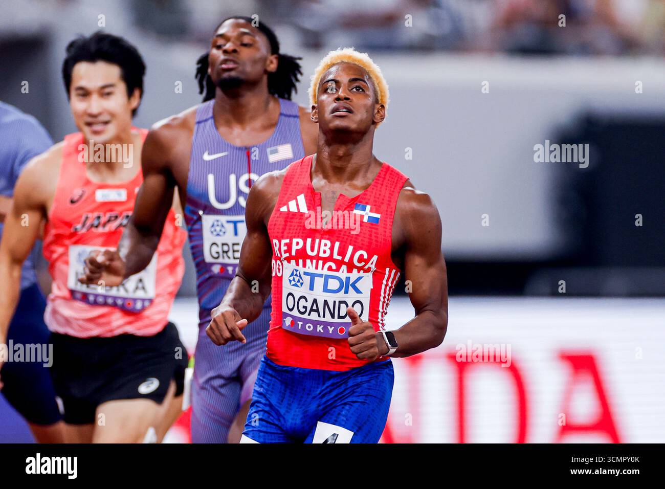 Alexander Ogando of Dominican Republic competing in the Men's 200 ...