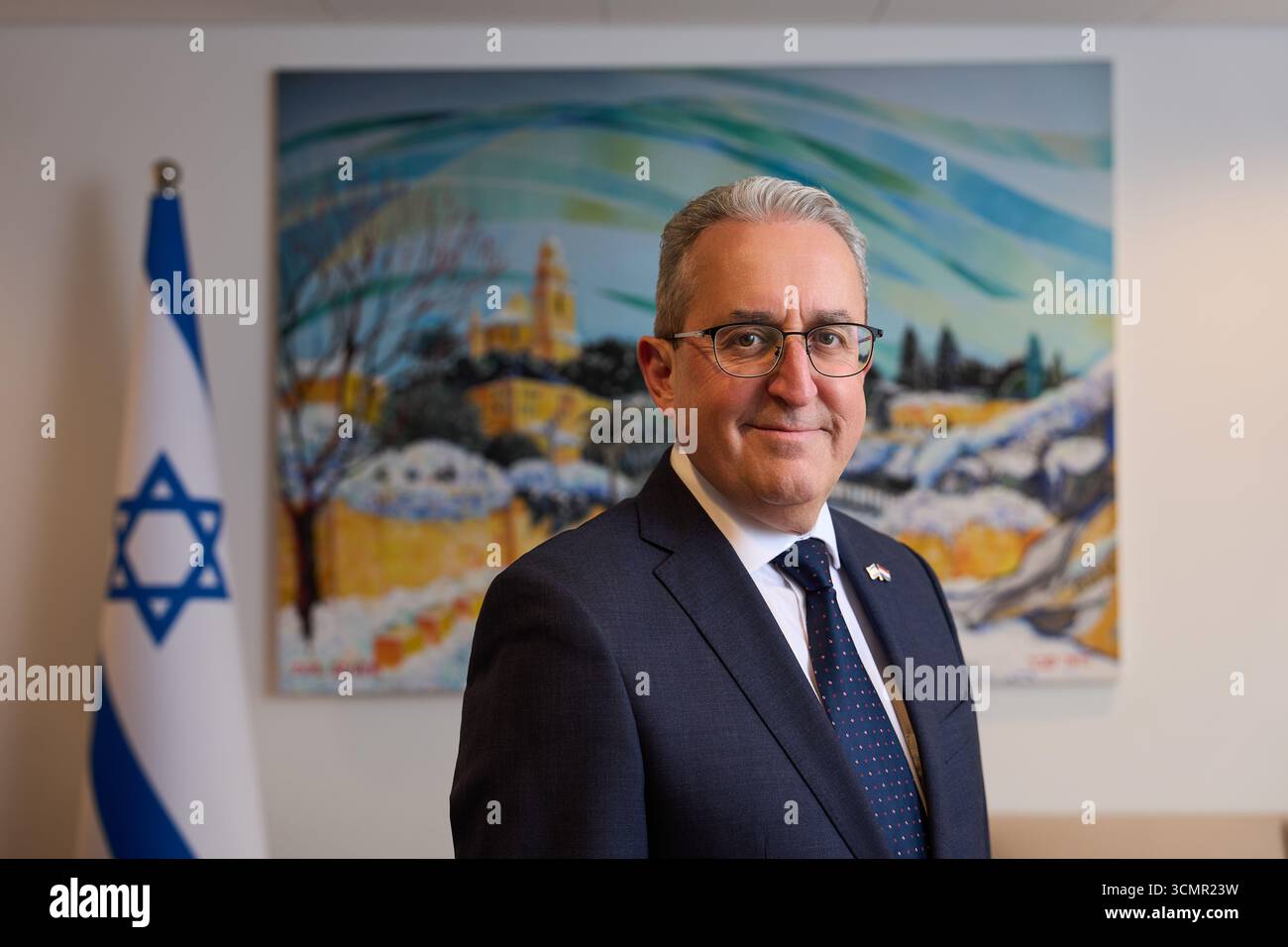 THE HAGUE - Portrait of Israeli Ambassador Zvi Aviner Vapni. ANP PHIL ...