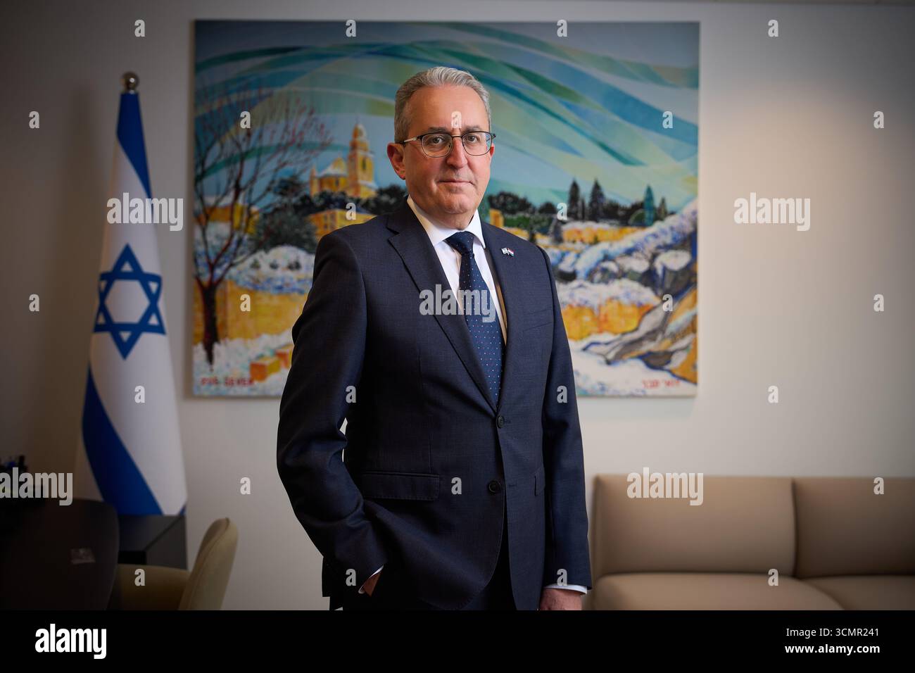 THE HAGUE - Portrait of Israeli Ambassador Zvi Aviner Vapni. ANP PHIL ...