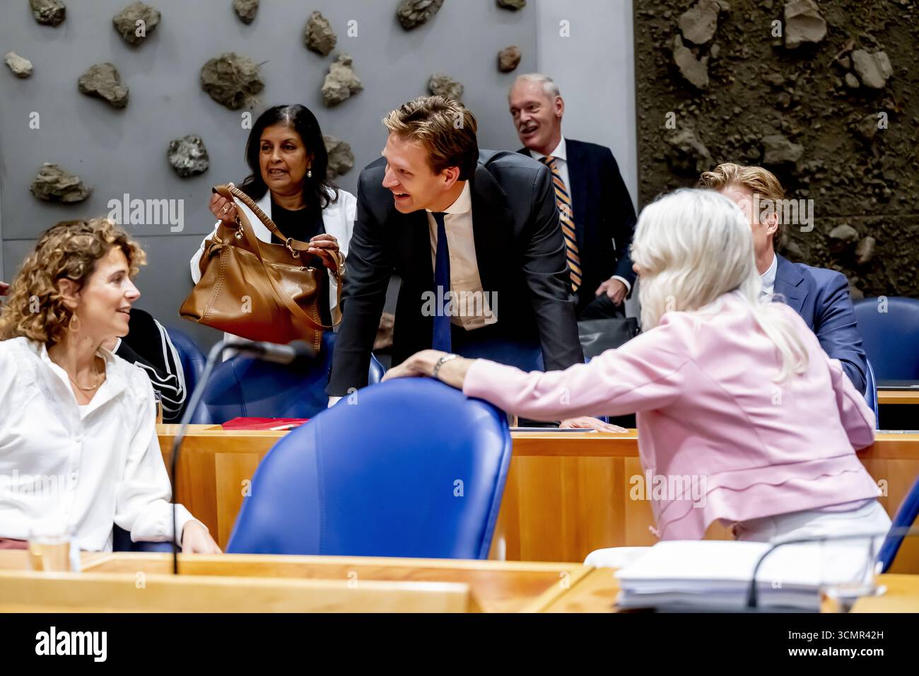 THE HAGUE - The Cabinet of Ministers and State Secretaries in Section K ...