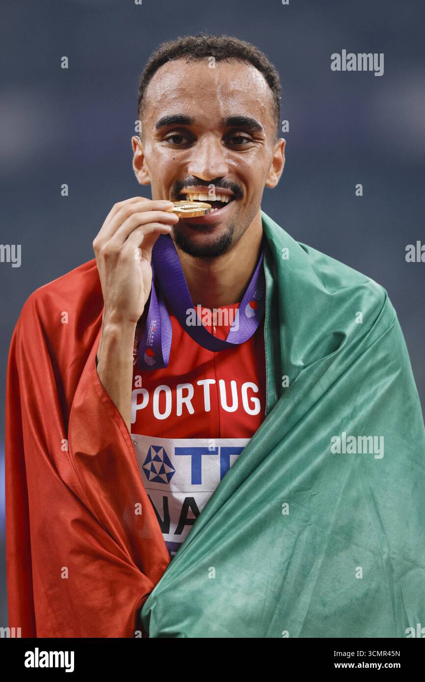 Gold medalist Isaac Nader of Portugal poses for a photo with his medal ...