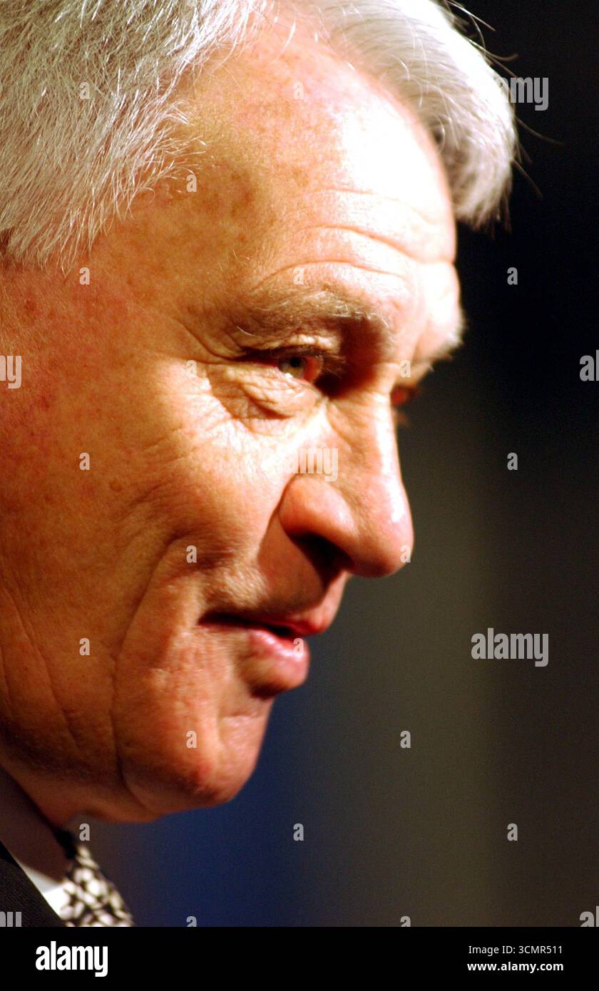 Bobby Robson launches The Newcastle United Players Organisation Heroes ...