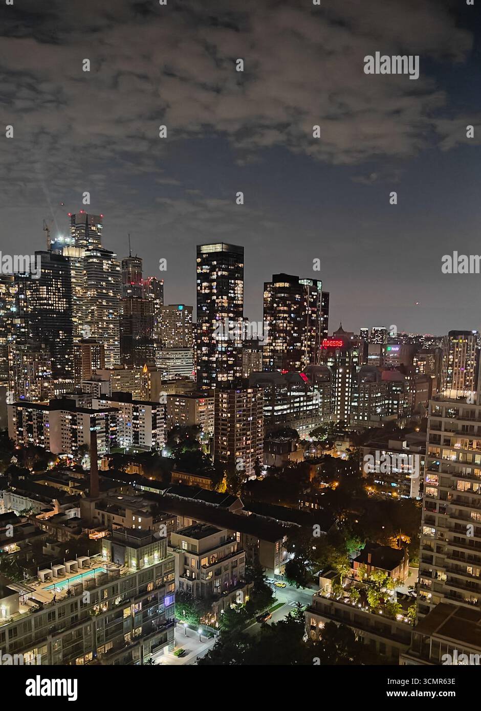 Skylineperspectiveview hi-res stock photography and images - Alamy