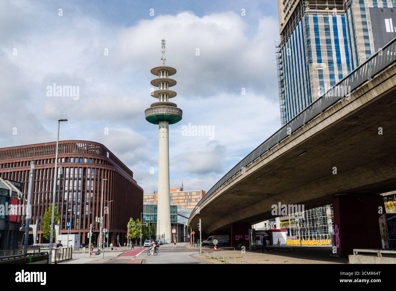 Der VW-Tower, auch Telemoritz oder alter Fernsehturm genannt, steht im ...