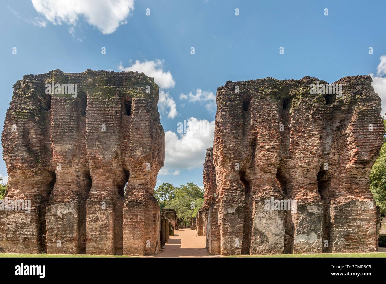 Sri Lanka - Polonnaruwa - Royal Palace of King Parakramabahu ...