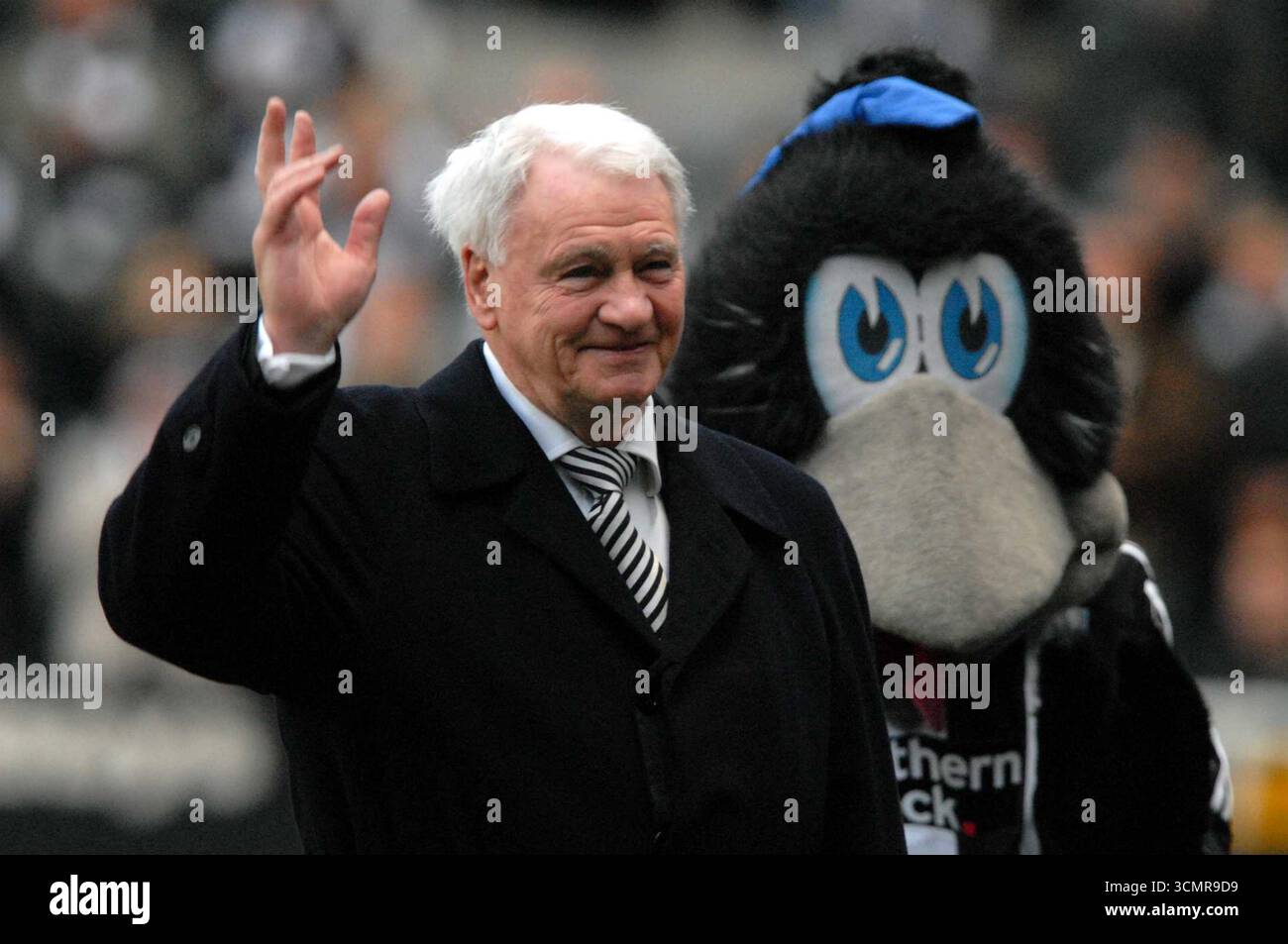 Sir Bobby Robson makes a surprise appearance on the pitch before ...