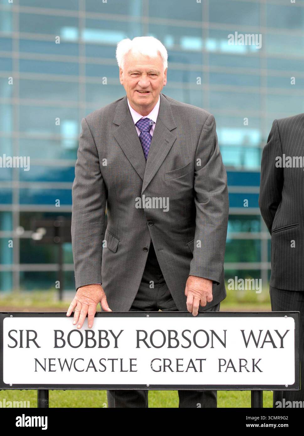 Sir Bobby Robson proudly unveils a street named in his honour in ...