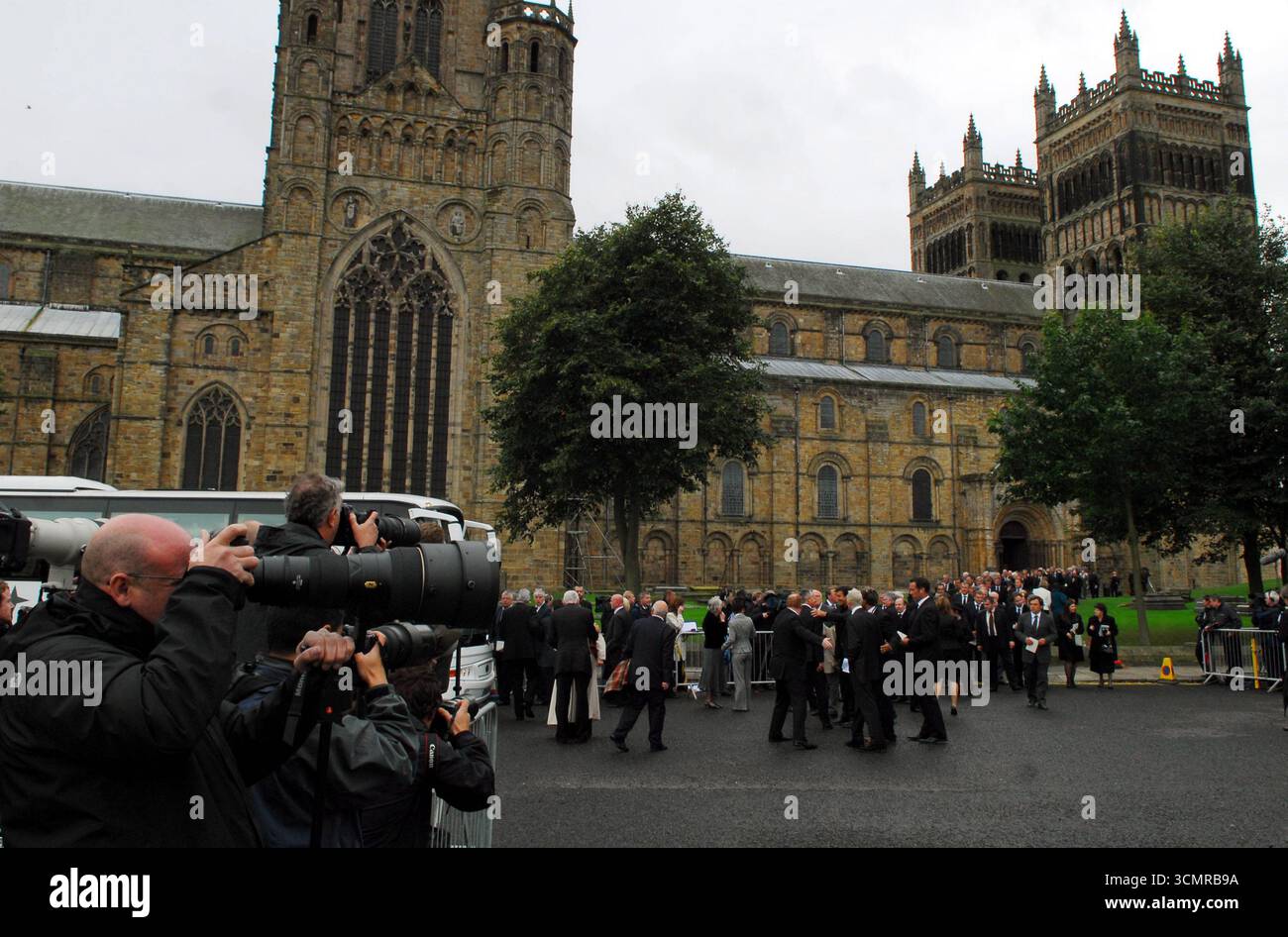 The Sir Bobby Robson memorial service held at Durham Cathedral Stock ...