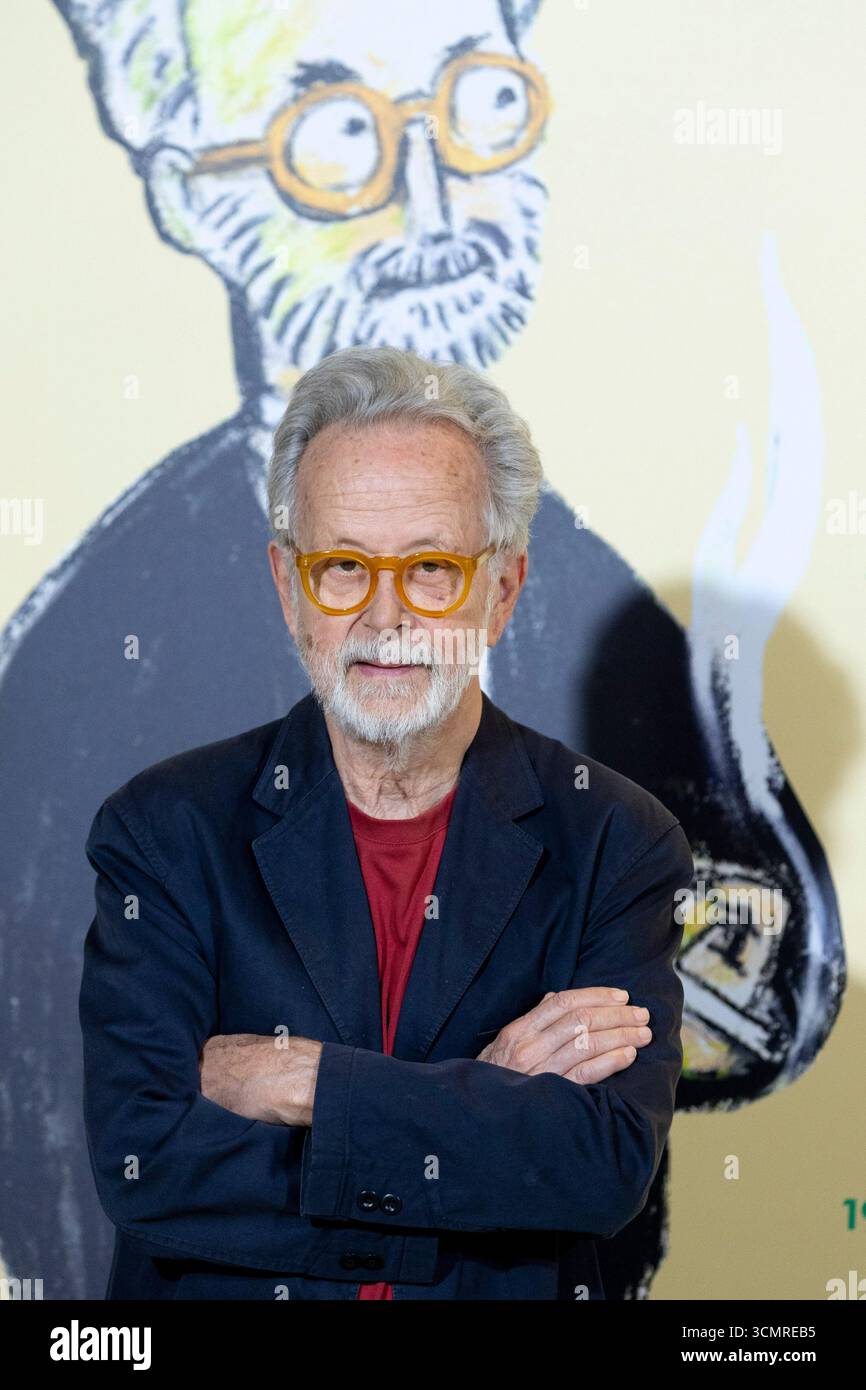 Fernando Colomo attends the 'Las delicias del jardín' Photocall at ...