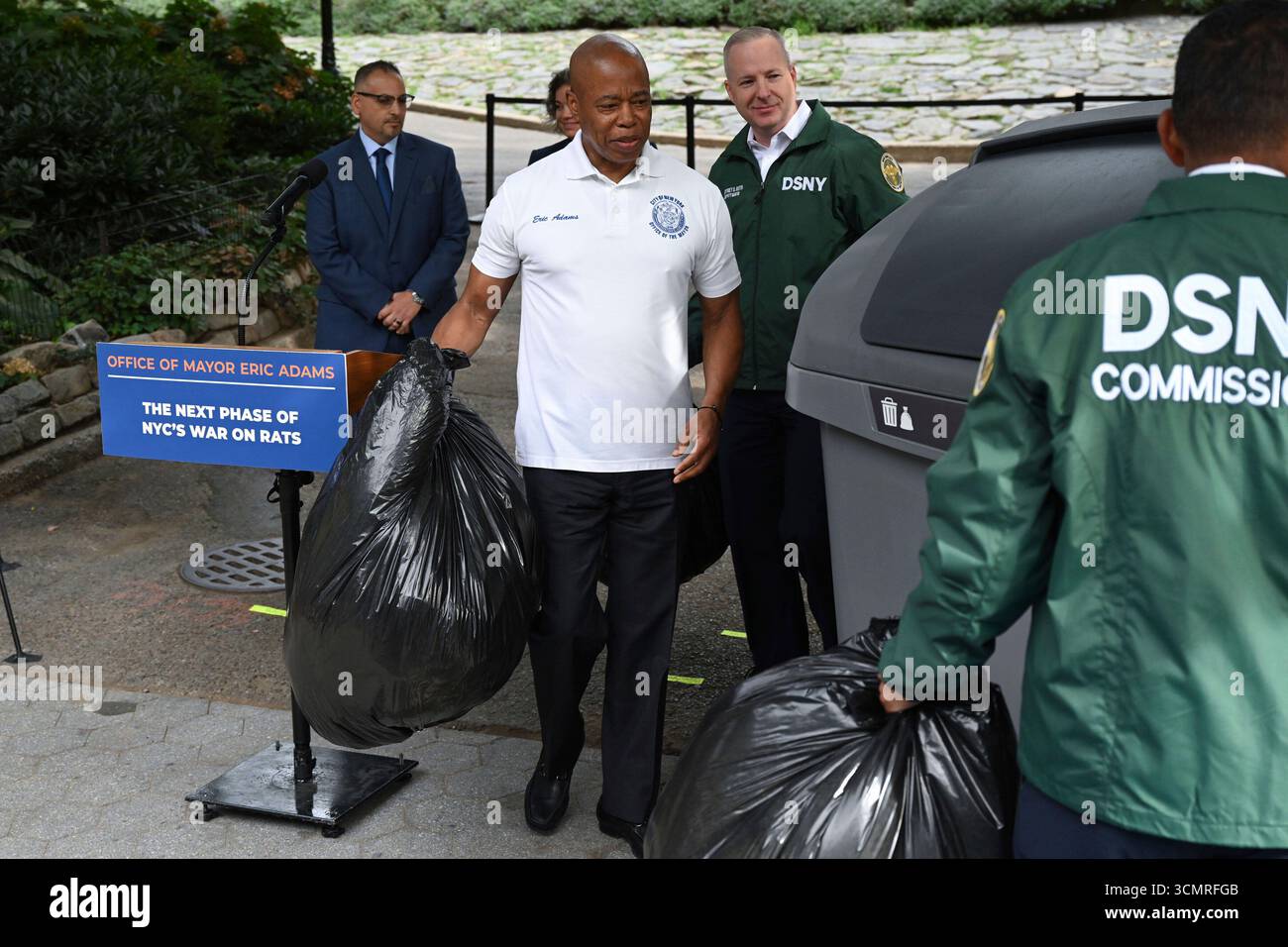 Photo by: zz/NDZ/STAR MAX/IPx 2025 9/16/25 Mayor of New York City Eric ...