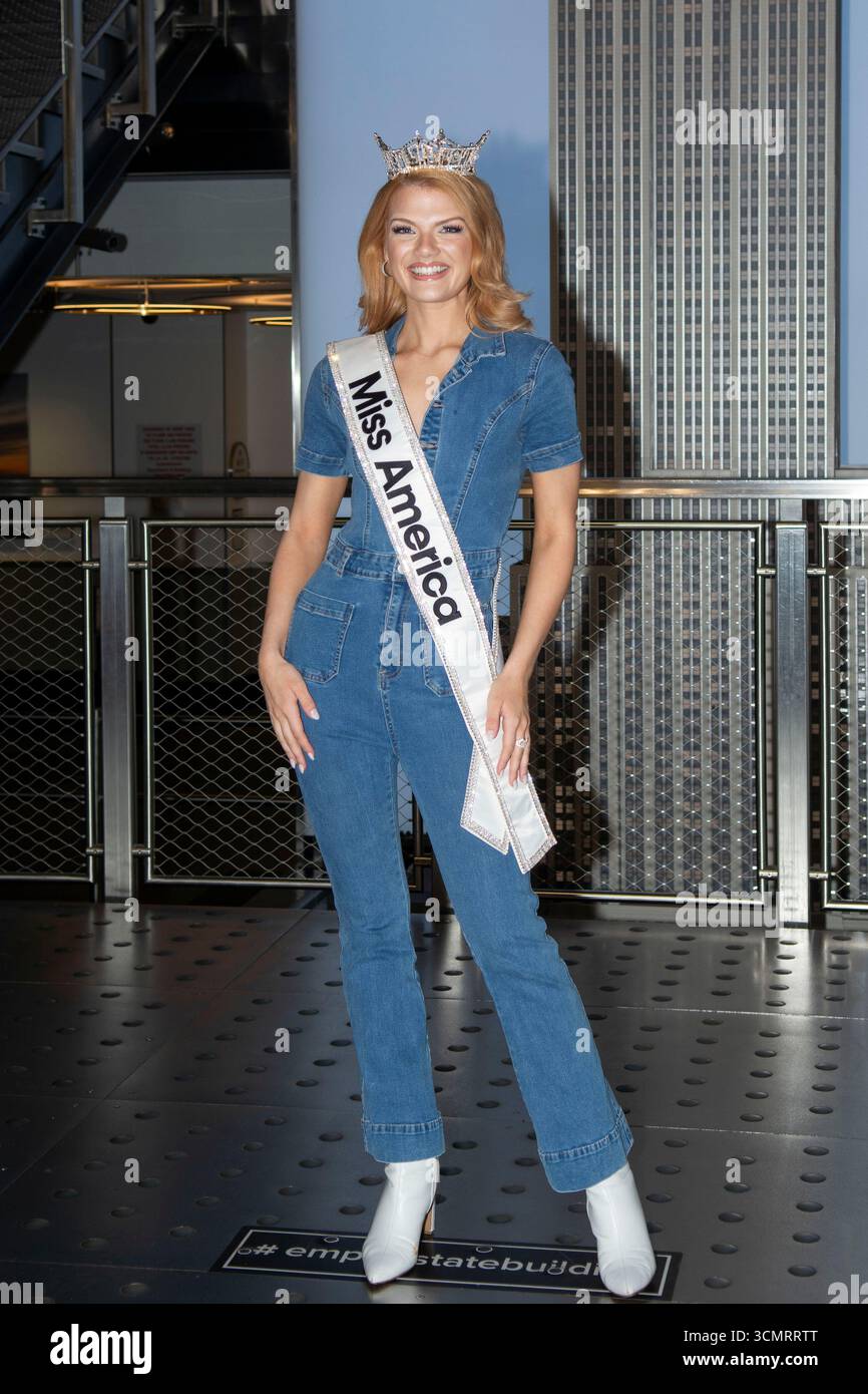 September 16, 2025, New York, New York, USA: CASSIE DONEGAN visits the ...