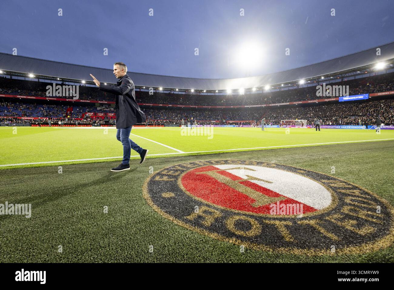 ROTTERDAM - Feyenoord coach Robin van Persie before the Dutch ...