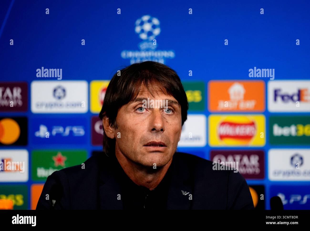 Football manager antonio conte napoli hi-res stock photography and ...