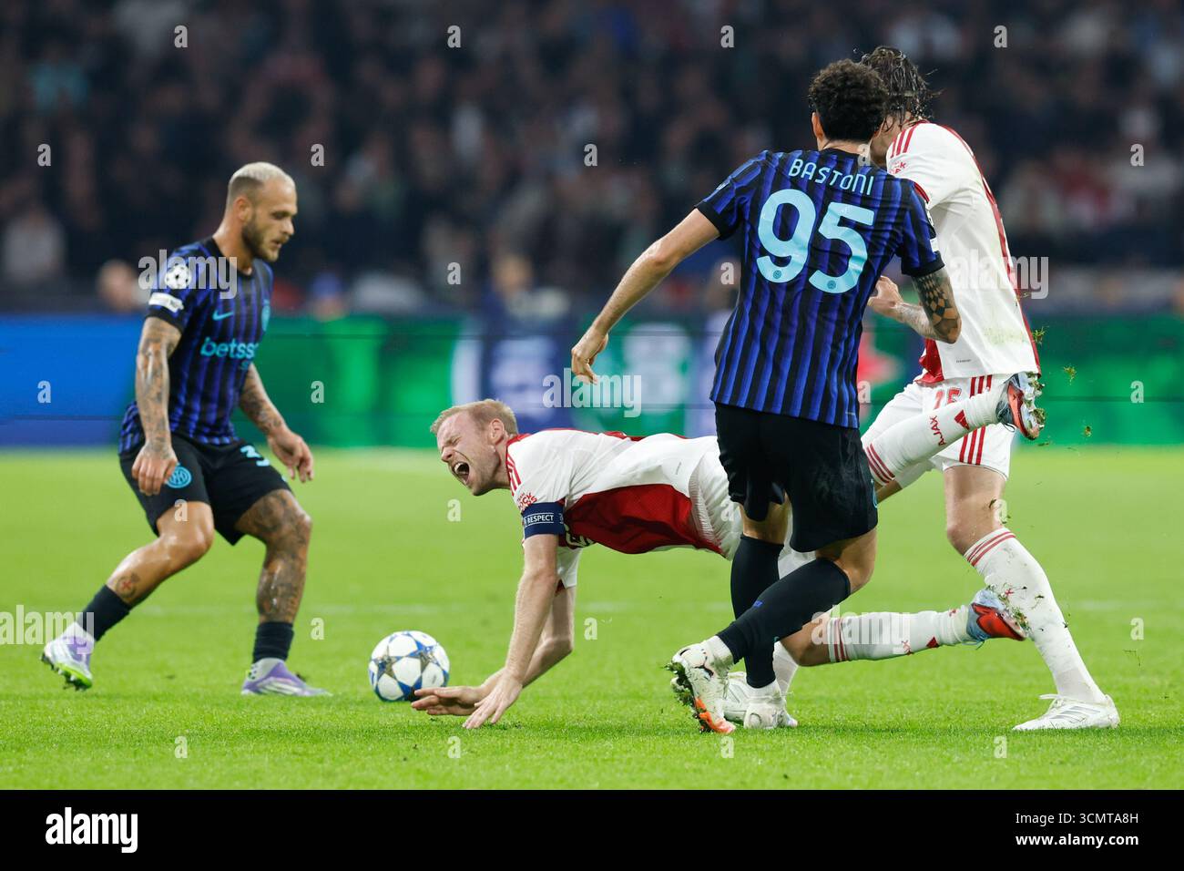 Davy klaassen inter hi-res stock photography and images - Alamy