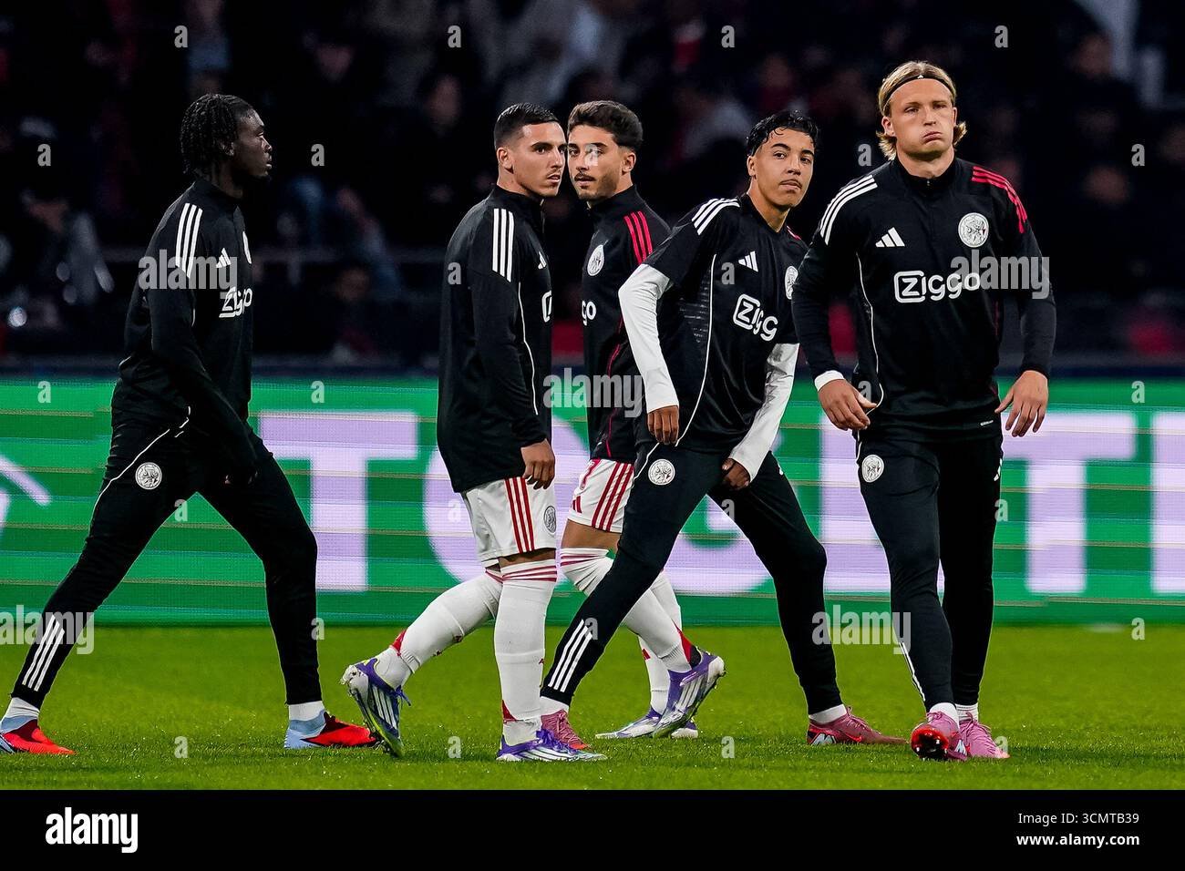 AMSTERDAM, NETHERLANDS - SEPTEMBER 17: Kasper Dolberg of AFC Ajax warms ...