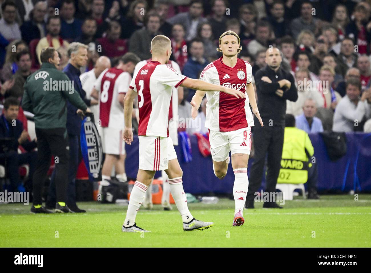 AMSTERDAM - Kasper Dolberg of Ajax comes on for Wout Weghorst of Ajax ...