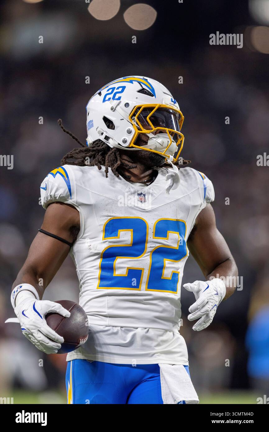 Los Angeles Chargers running back Najee Harris (22) warms up before ...