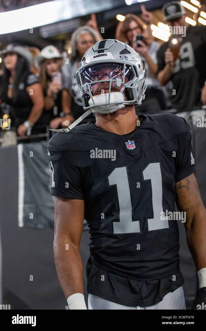 Las Vegas Raiders safety Jeremy Chinn (11) enters the field during ...