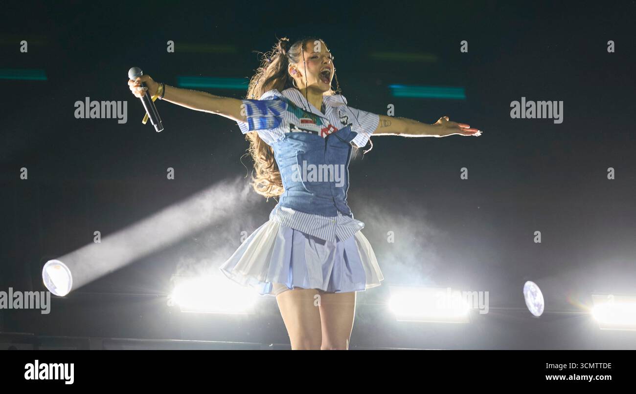 dpatop - 17 September 2025, Hamburg: Nina Chuba, singer and rapper ...