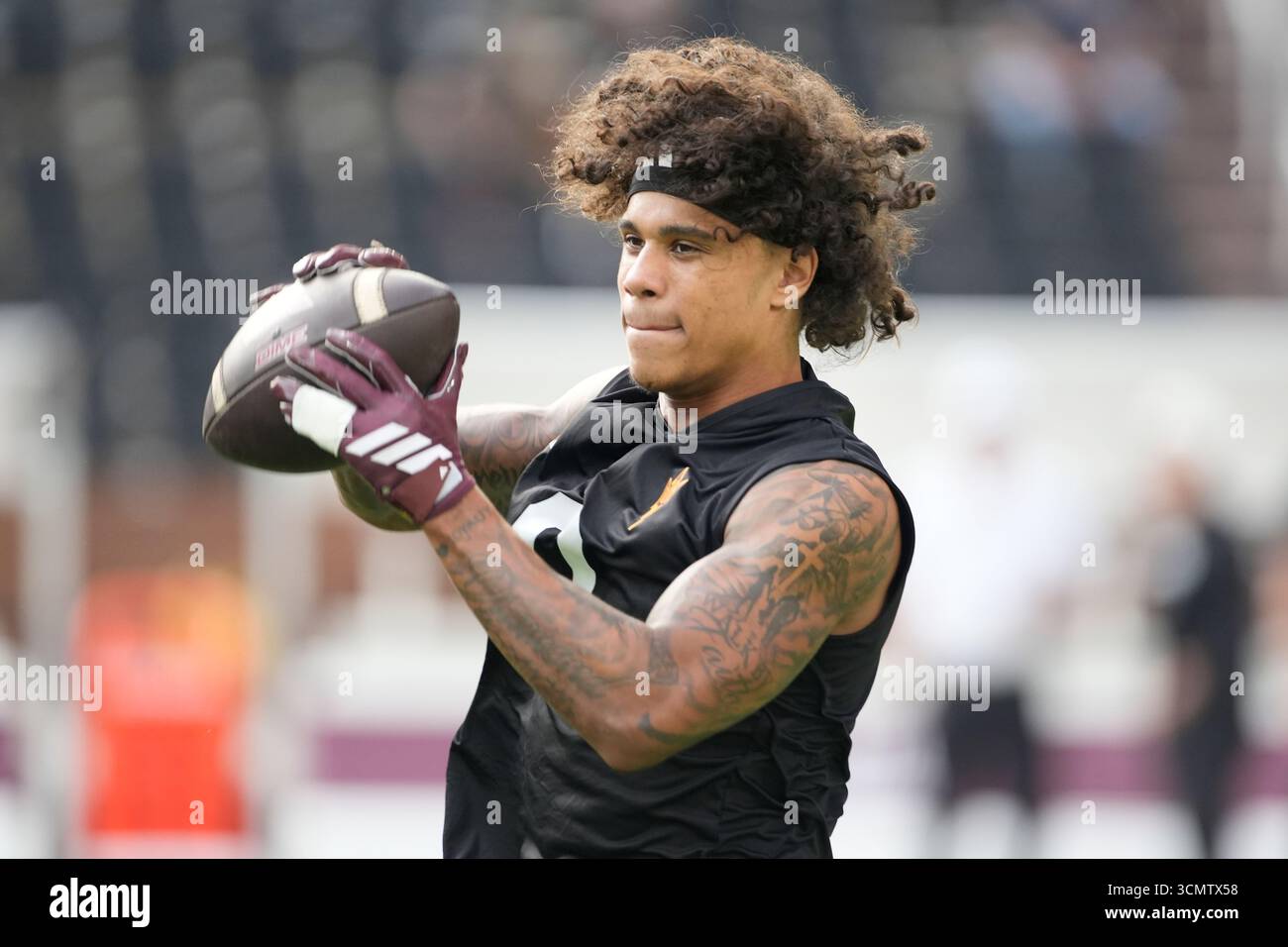 STARKVILLE, MS - SEPTEMBER 06: Arizona State Sun Devils wide receiver ...