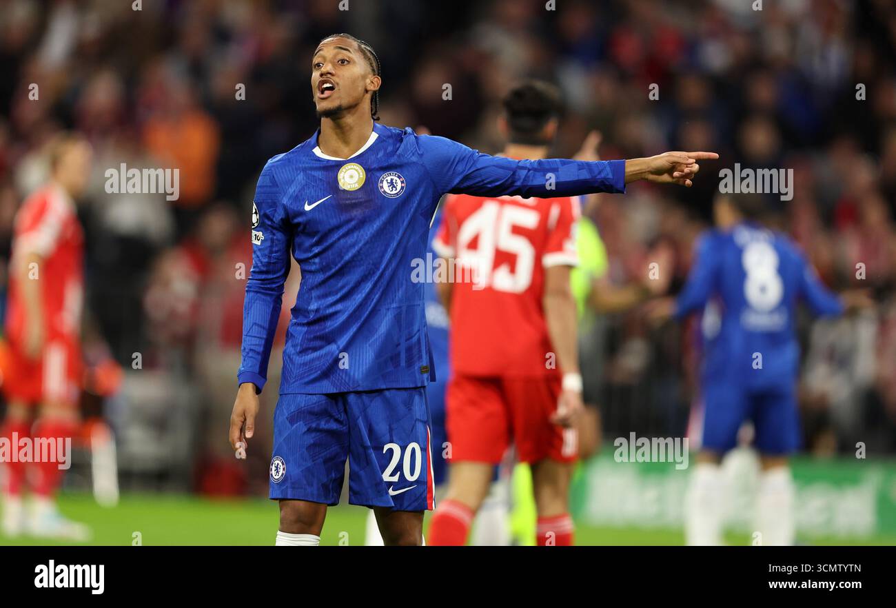 Joao pedro chelsea hi-res stock photography and images - Alamy