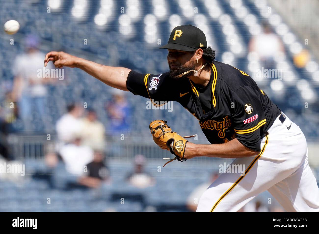 Pittsburgh Pirates pitcher Yohan Ramirez delivers during the sixth ...