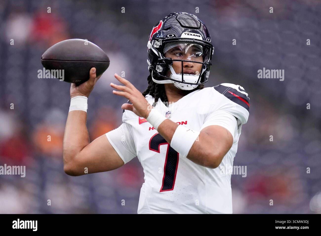 Houston Texans quarterback C.J. Stroud (7) warms up before an NFL ...