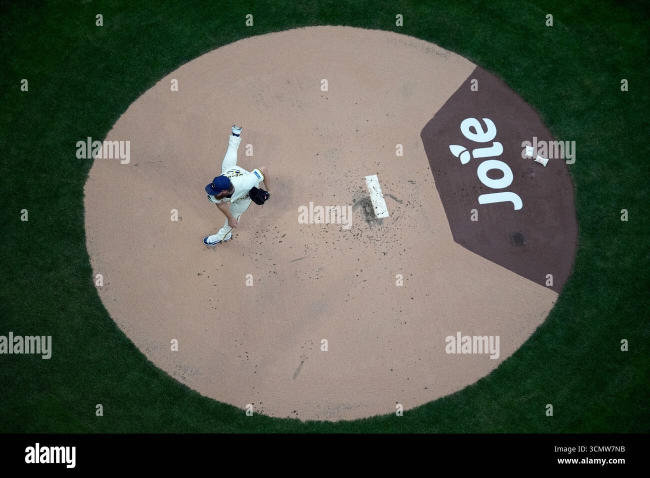 Milwaukee Brewers' Brandon Woodruff throws during the first inning of a ...