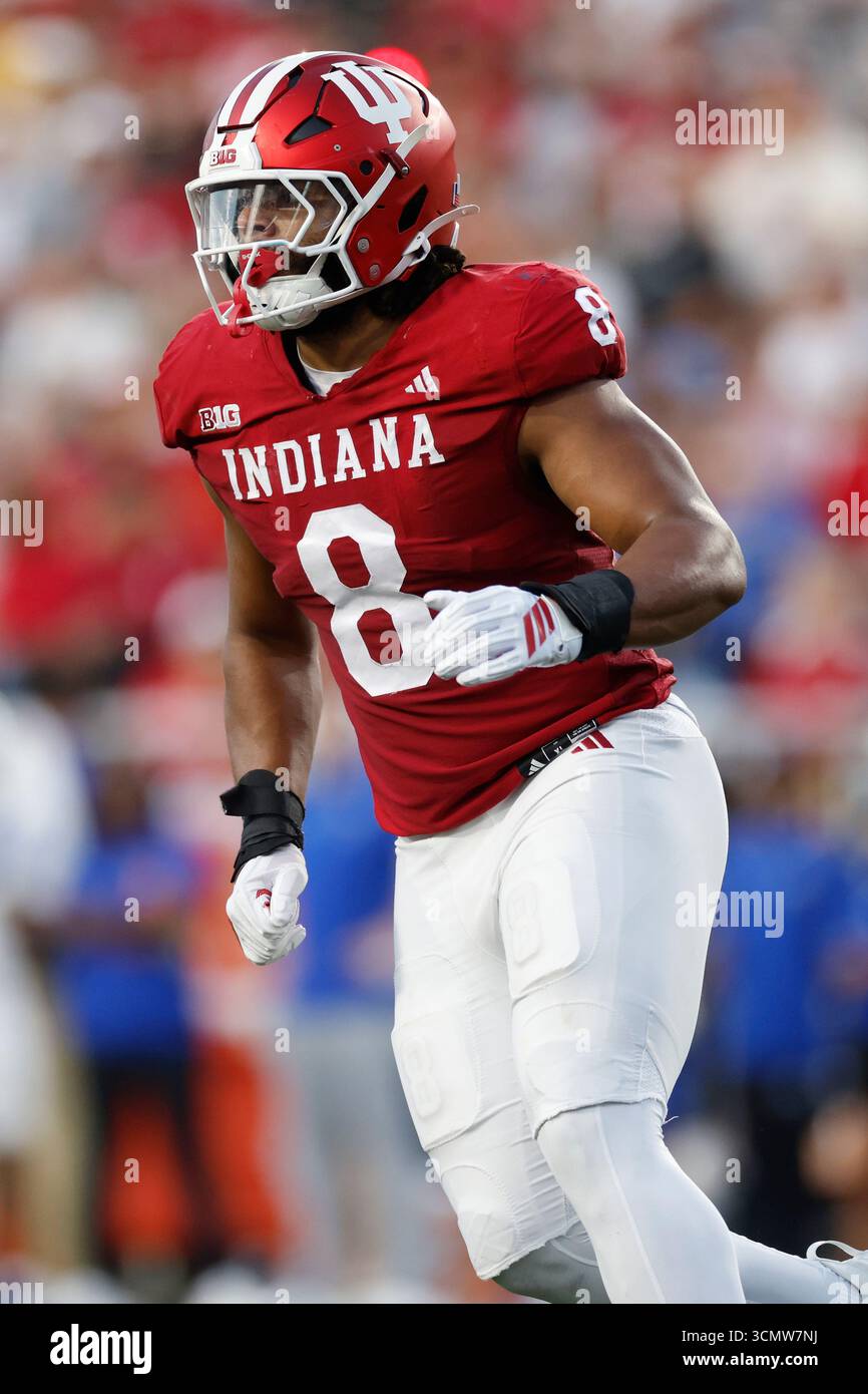 BLOOMINGTON, IN - SEPTEMBER 12: Stephen Daley #8 of the Indiana ...