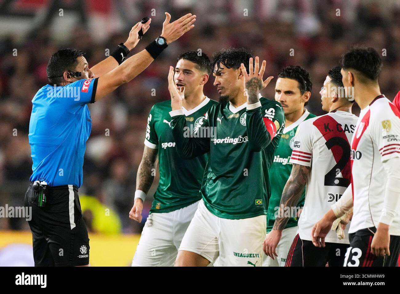 Referee Jesus Valenzuela reacts during a Copa Libertadores quarterfinal ...