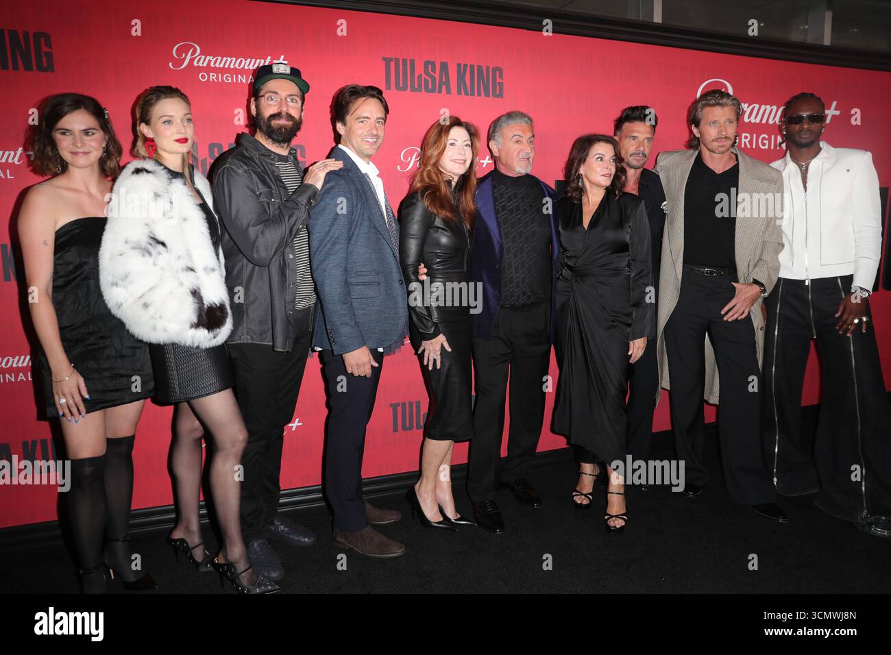 NEW YORK, NEW YORK SEPTEMBER 16: McKenna Quigley Harrington, Bella ...