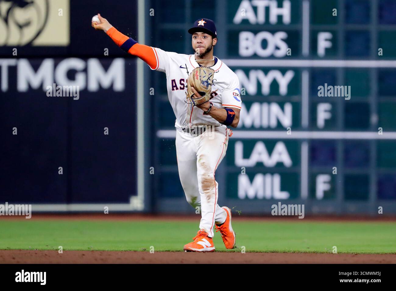 Houston Astros shortstop Jeremy Pena fields the infield grounder by ...