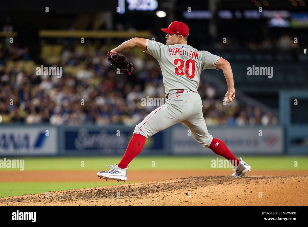 Philadelphia Phillies pitcher David Robertson (30) throws during a MLB ...