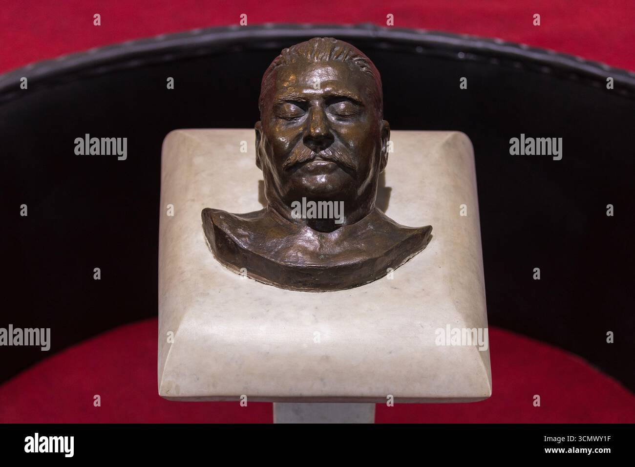 Death mask of the Soviet politician, revolutionary and absolute ...