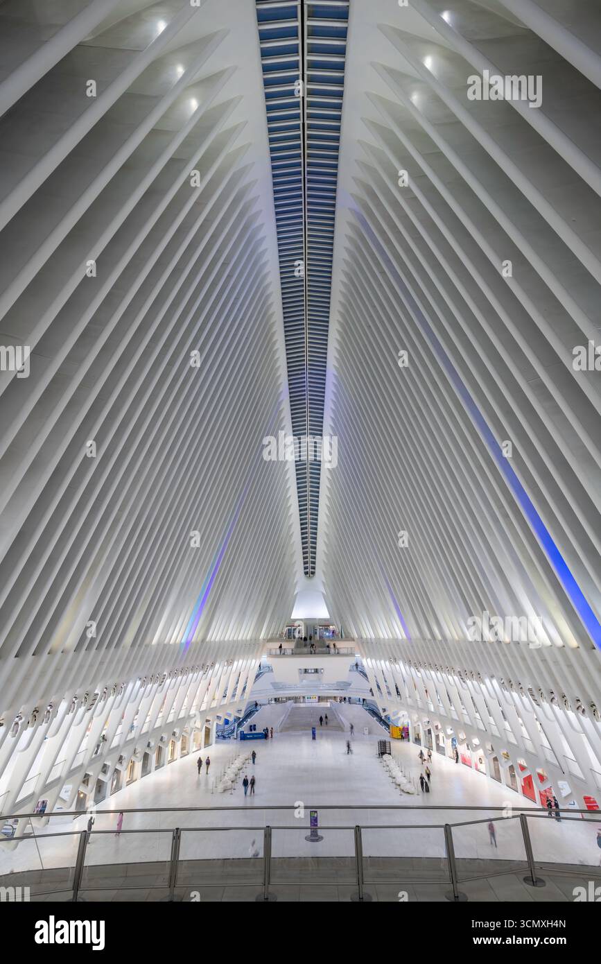 Interior of the Oculus transportation hub at the World Trade Center ...