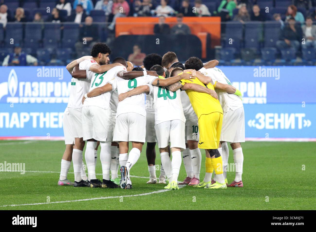Players seen during the 4nd round of Group A of the Russian Cup ...