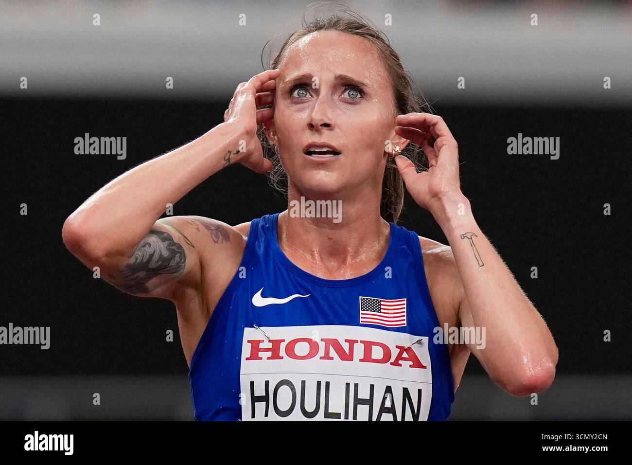 United States' Shelby Houlihan reacts after competing in women's 5,000 ...