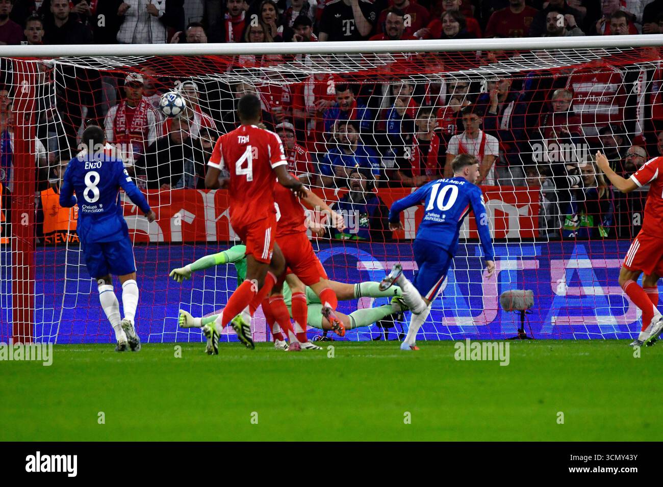 17.09.2025, Allianz Arena, Munich, Champions League, FC Bayern Munich ...