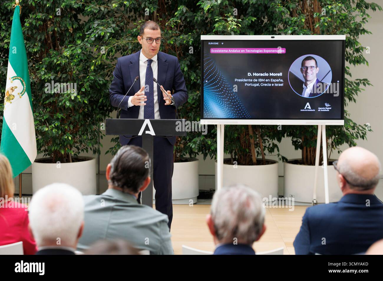 The president of IBM in Spain, Portugal, Greece and Israel, Horacio Morell (right). On September ...