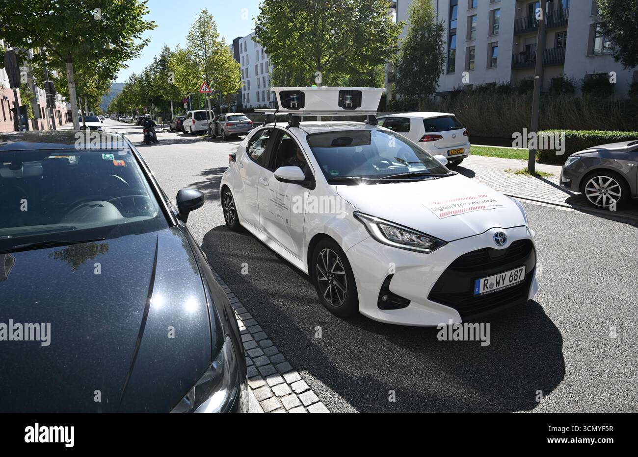 18 September 2025, Baden-Württemberg, Heidelberg: A scan car, which can ...
