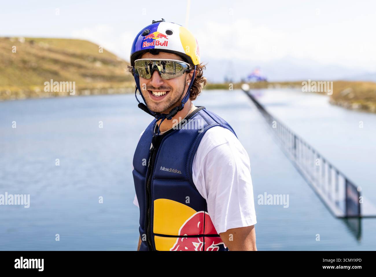 Red Bull athlete Jamie Huser set a new wakeboarding world record on the ...
